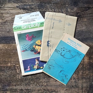 Vintage Uncut Simplicity 5331 Stuffed Animals Pattern seal Whale ...