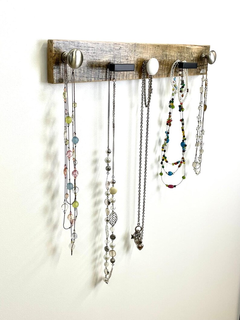 Jewelry Display Wall Hung Jewelry Holder for Necklace and Bracelet ...