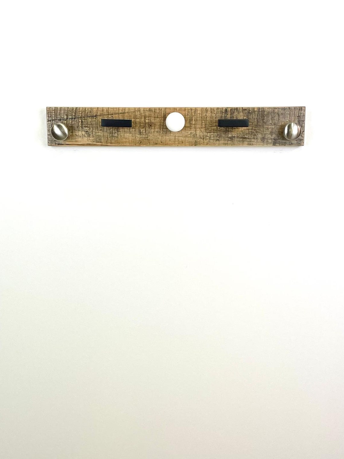 Jewelry Display Wall Hung Jewelry Holder for Necklace and Bracelet ...
