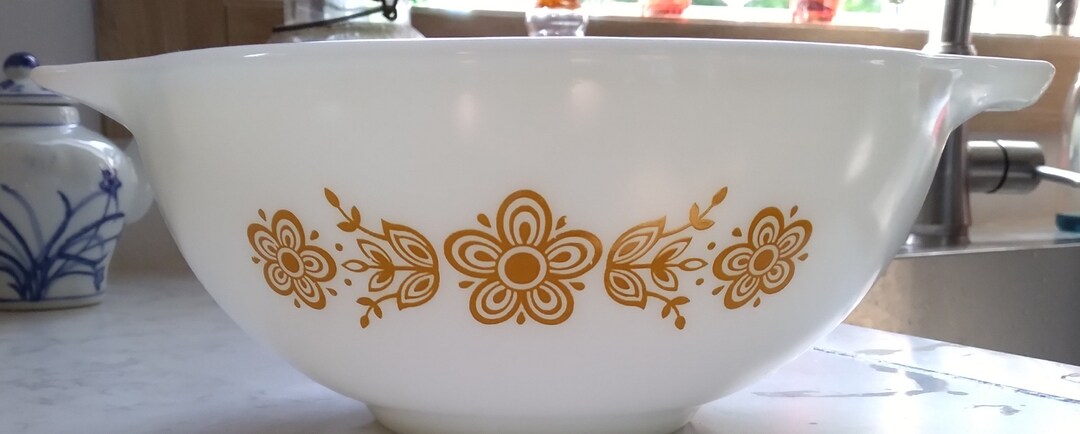 Vintage Pyrex Bowl With Handles Butterfly Gold 441 - Etsy