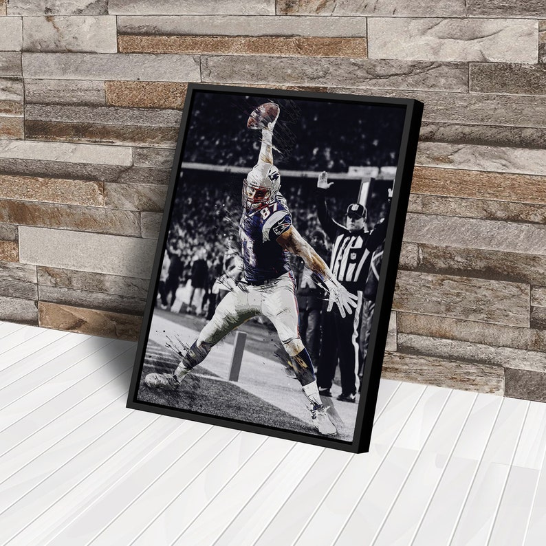 Rob Gronkowski Spiking the Ball New England Patriots American Football ...