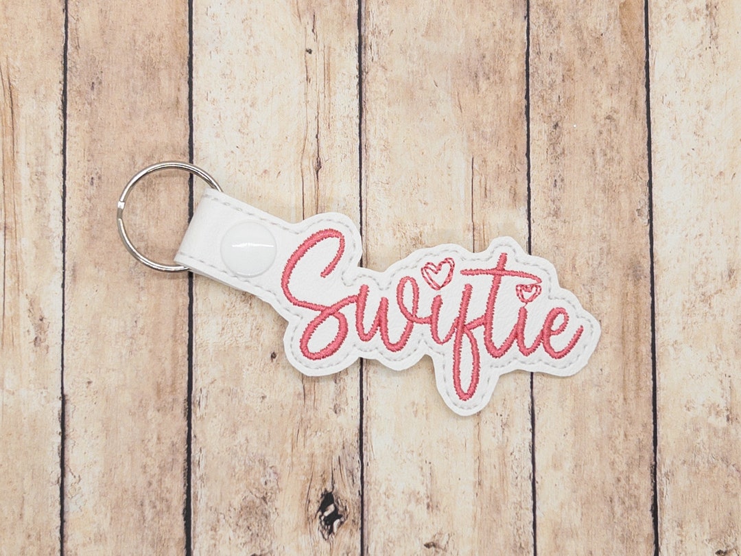 Swiftie Key Fob / Backpack Tag - Etsy
