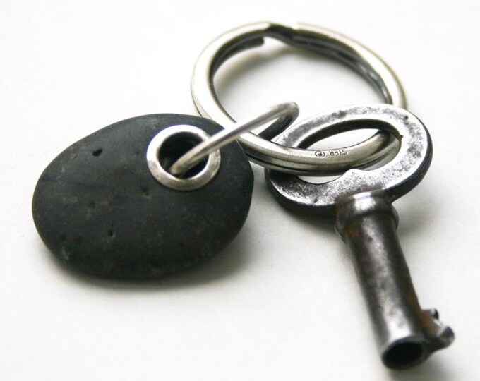 Sterling Key Ring Riveted Beach Stone Vintage Key Under the Mat - Etsy