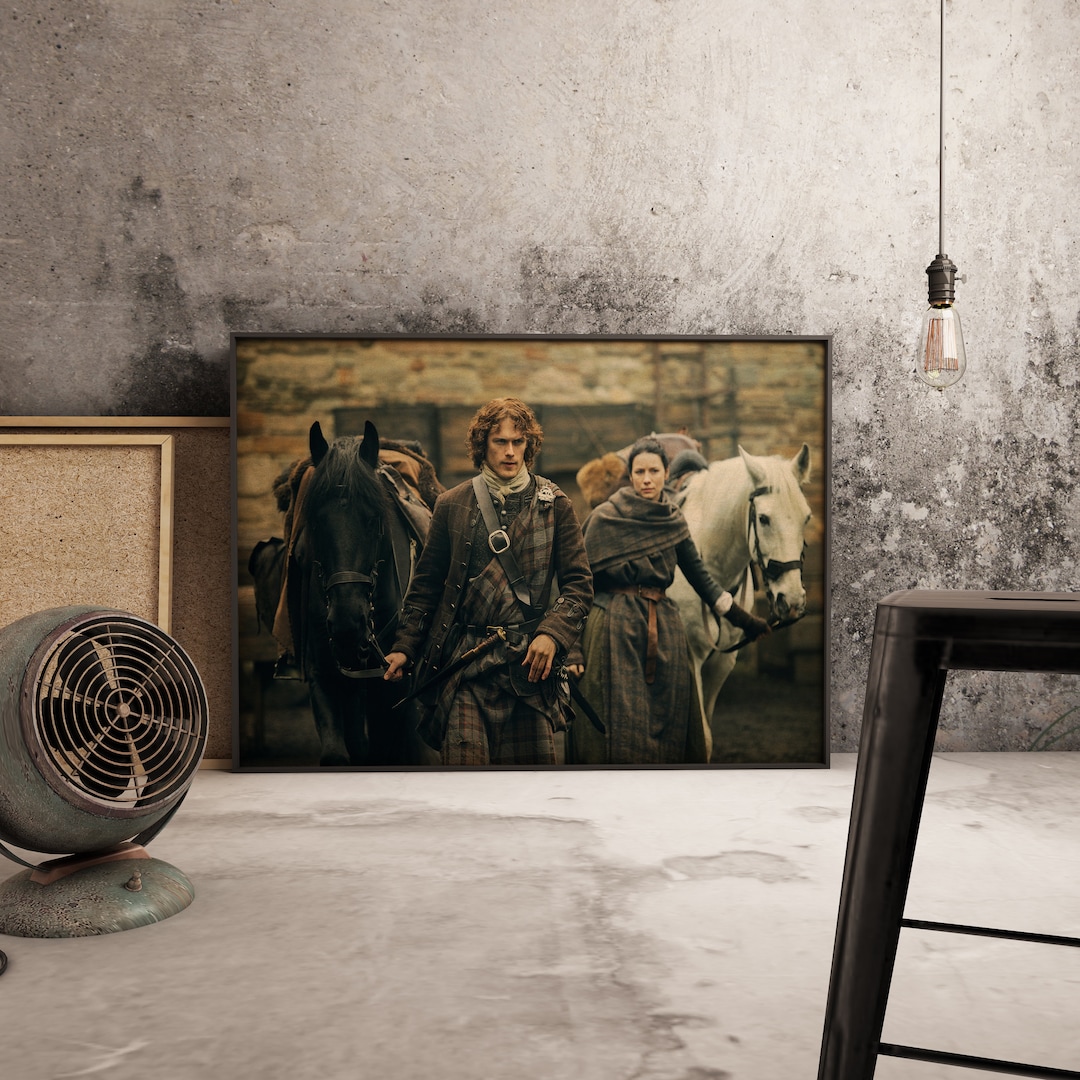 Outlander TV Show Poster, Claire and Jamie Fraser, Scottish Highlands ...