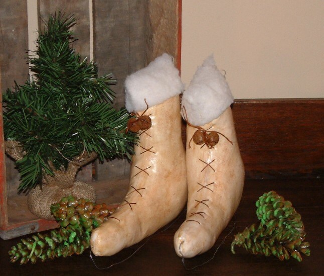 Primitive Folk Art ICE SKATES Pattern - Ornies, Door Hanger - Winter ...