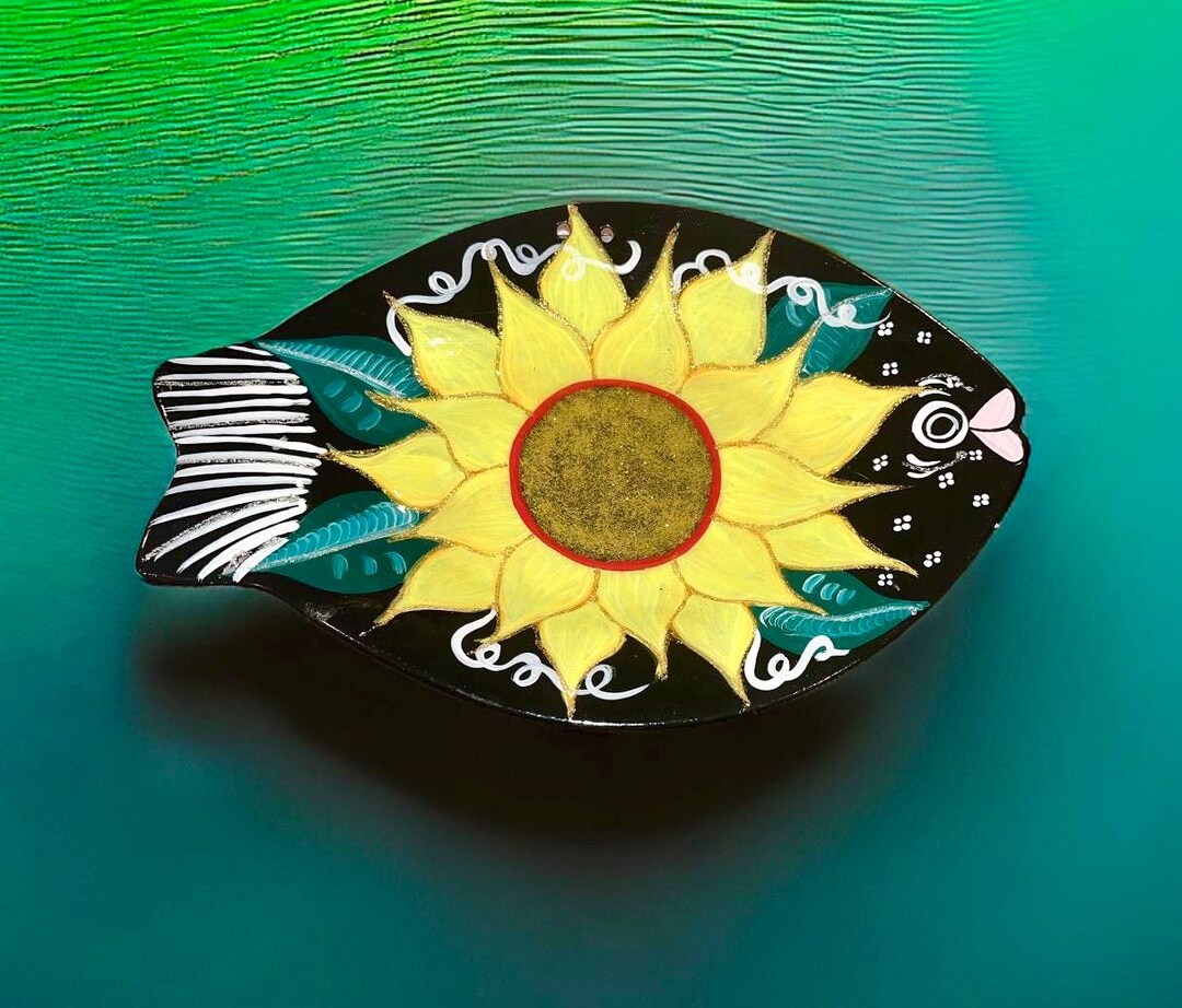 Hand-painted Fish Shaped Terracotta Serving Platter With Sunflower ...