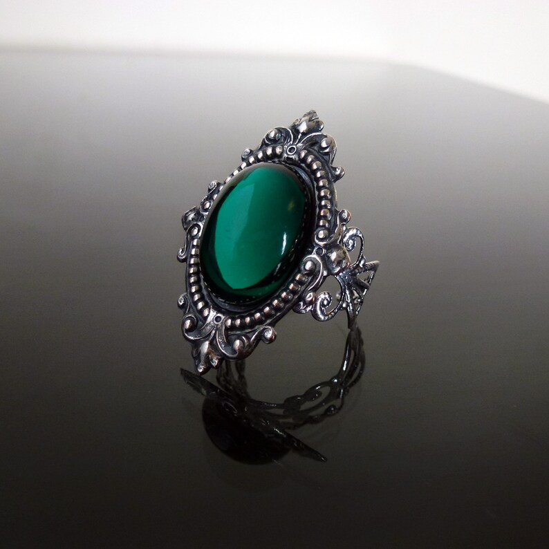 Victorian Gothic Ring Emerald Green Ornate Filigree Silver - Etsy UK