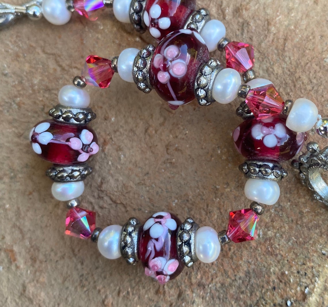 Cherry Red With White Bumpy Flowers Glass Beads and White - Etsy