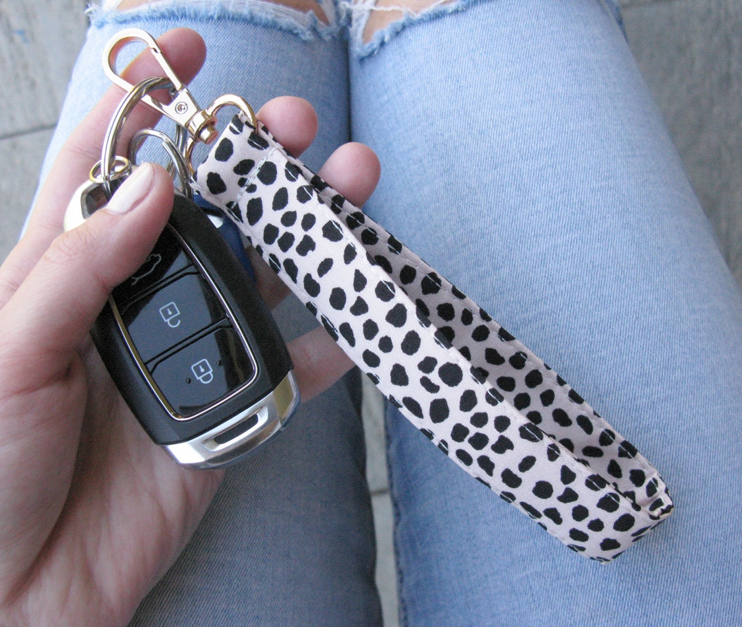 Blush Pebble Key Fob Keyring Wristlet Swivel Clip Lanyard, Key Holder ...