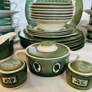Vintage Colonial Homestead by Royal Dinnerware - Etsy