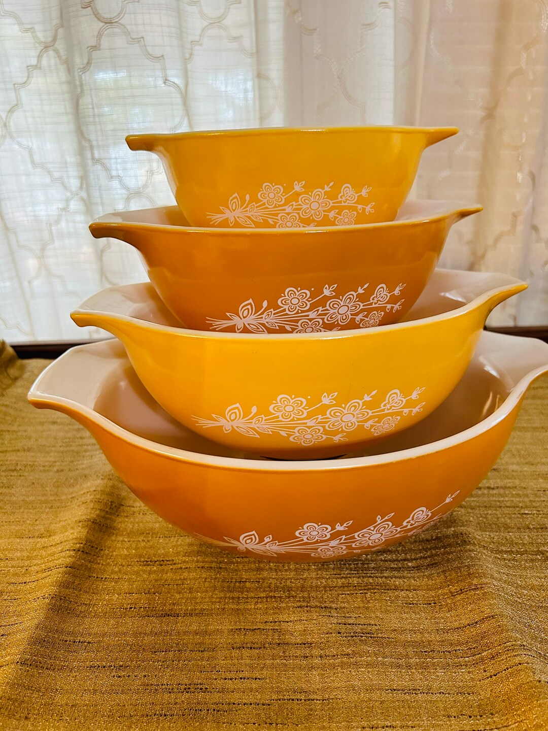 Vintage Pyrex Butterfly Gold Cinderella Bowls - Etsy