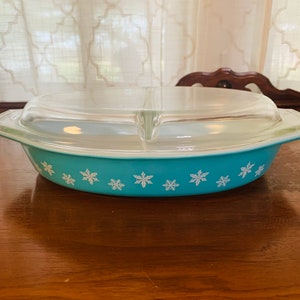 Vintage Pyrex Blue Snowflake Divided Casserole - Etsy