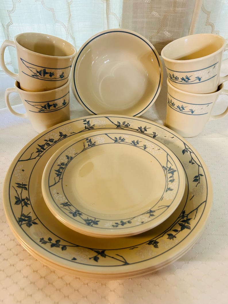 Vintage Corelle First of Spring Dinnerware Set - Etsy