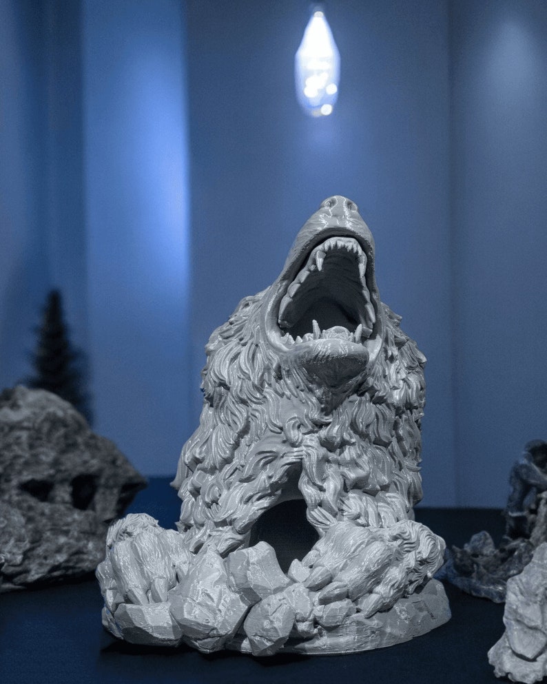 RPG Dice Tower Howling Wolf Design for Role-playing Games - Etsy