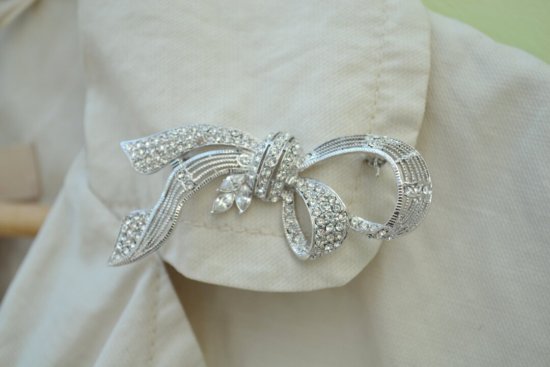 Silver Brooch, LUM NO, Ribbon Bow Brooch, Lum No Brooch, Lum No Pin ...