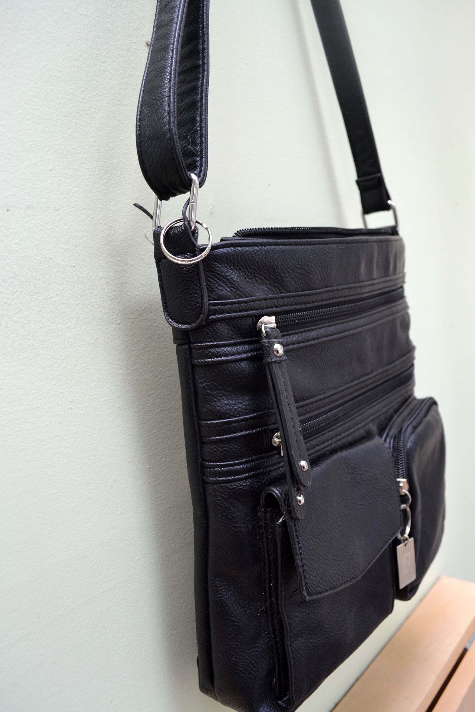 Black Leather Bag BACI Purse Crossbody Purse Vintage Bag - Etsy