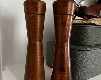Wood Salt Shaker Pepper Mill Grinder Set Hourglass Shape Vintage Mid ...