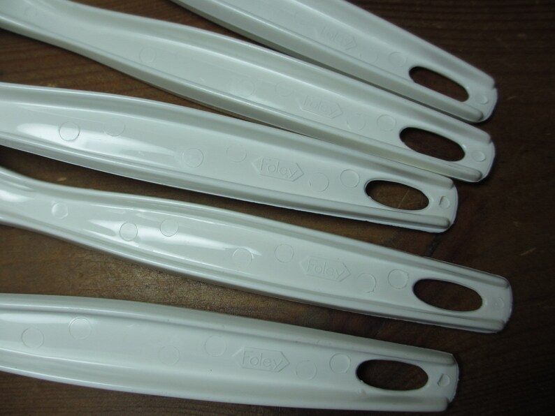 Foley Long, White, Almond Nylon, Plastic Slotted Spatula Utensil ...