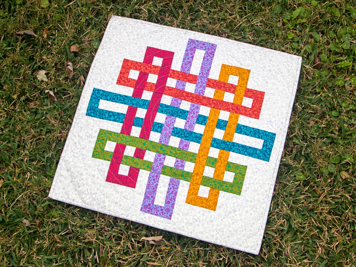 PDF Intertwined Quilt Pattern Digital Download Mini and | Etsy