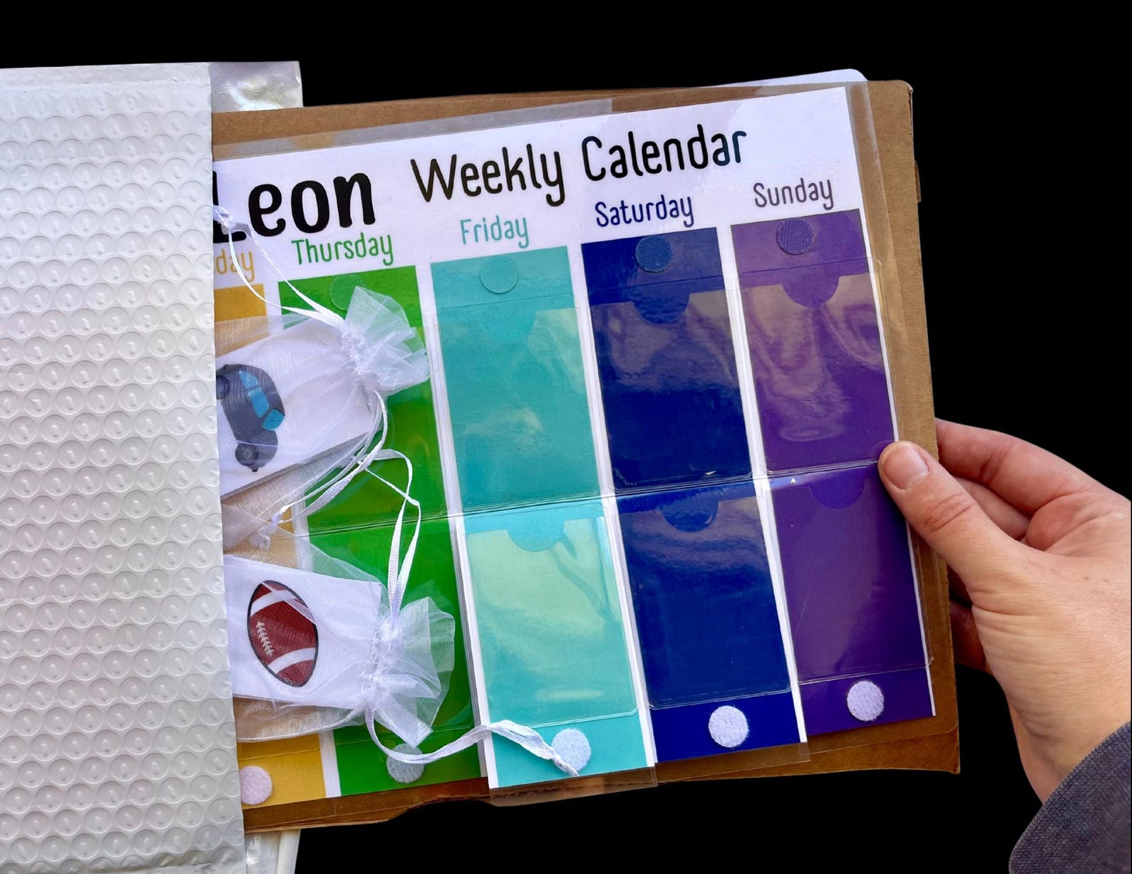 Personalized Kid's Weekly Calendar Flip Chart: Visual Schedule With 80 ...