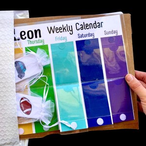 Personalized Kid's Weekly Calendar Flip Chart: Visual Schedule With 80 ...