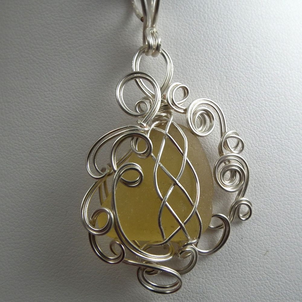 TUTORIAL: Wrap With a 4-strand Braid wire-wrapped Pendant - Etsy