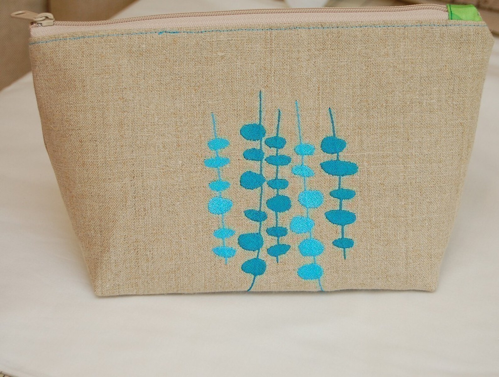 Pods Machine Embroidery Designs - Etsy