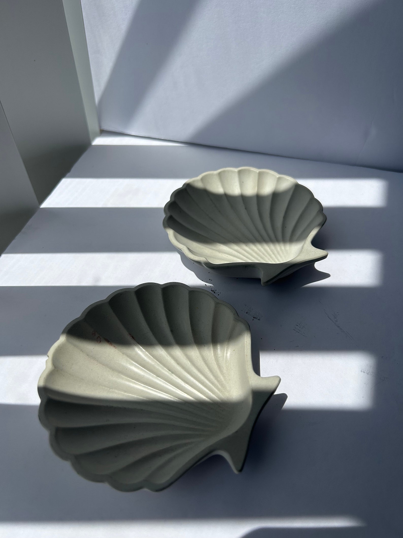 Handmade Concrete Shell Tray , Custom Jewelry Plate-sea Shell Tray ...