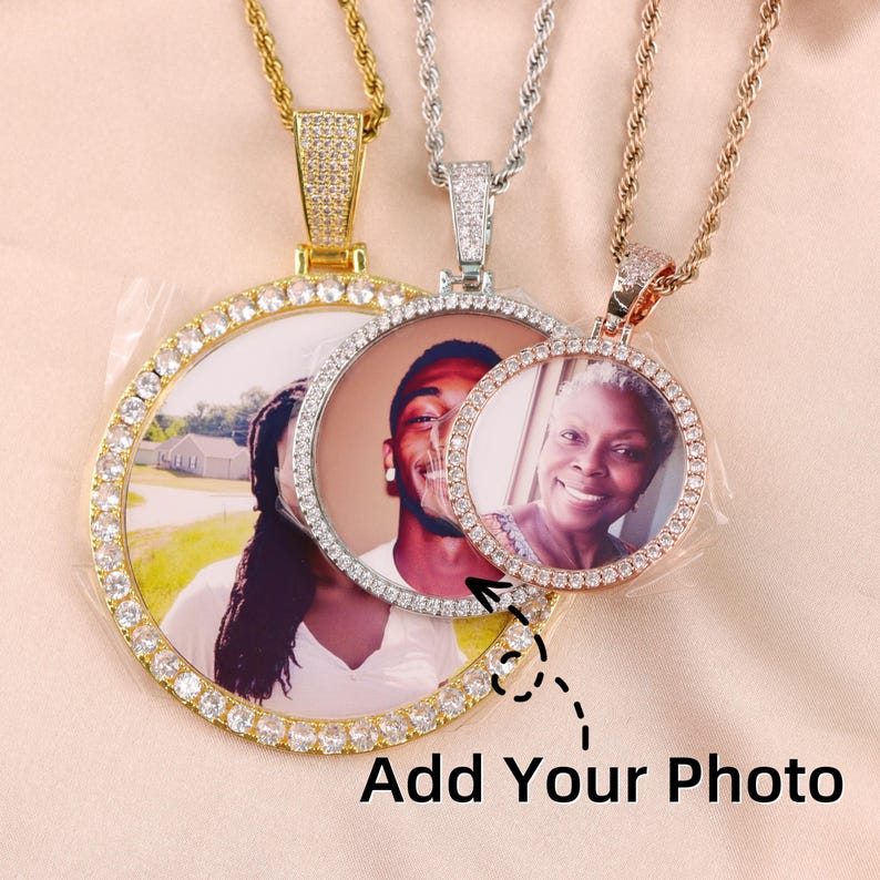 Iced Out 3 Sizes Round Personalized Family Member Picture Pendants ...