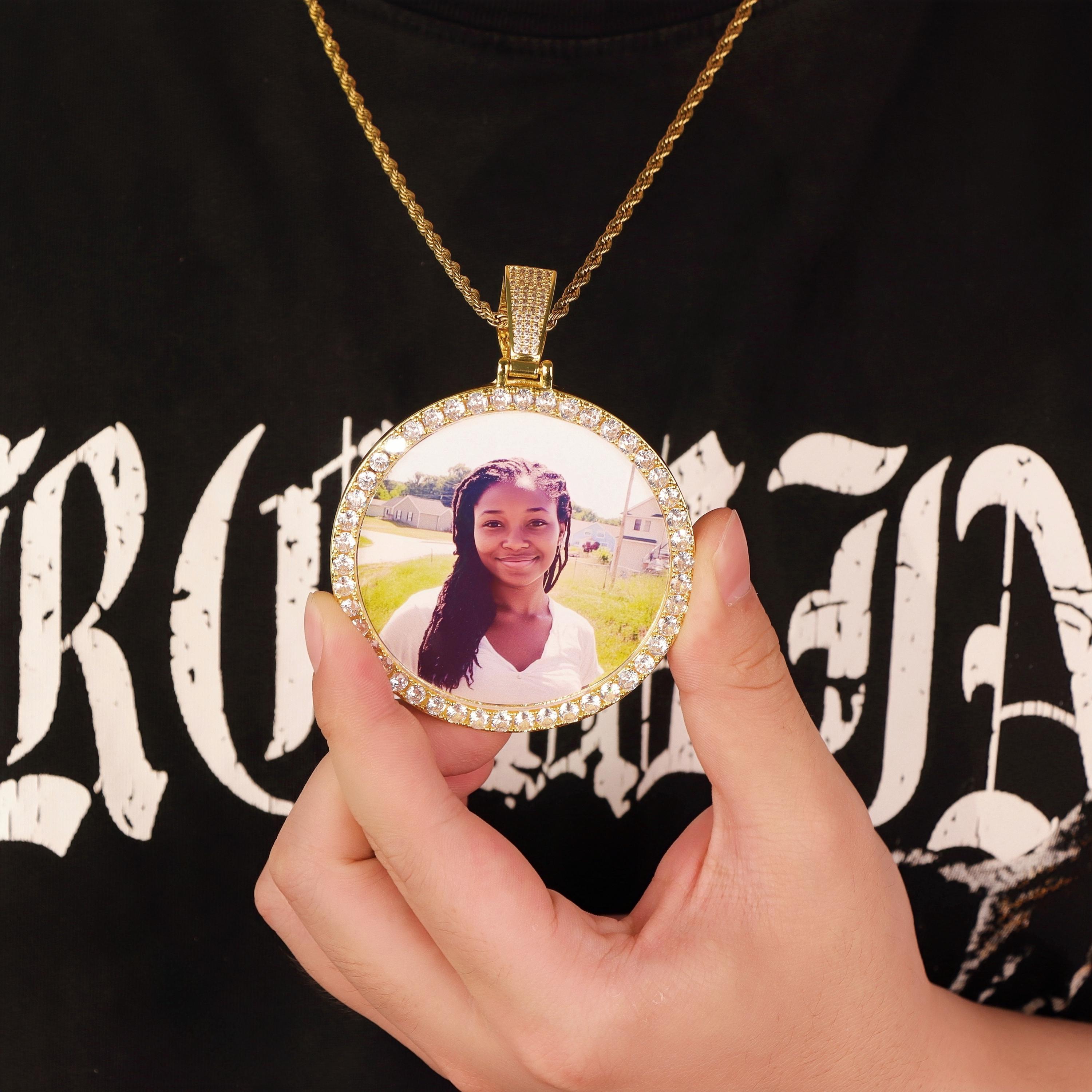 Iced Out 3 Sizes Round Personalized Family Member Picture Pendants ...