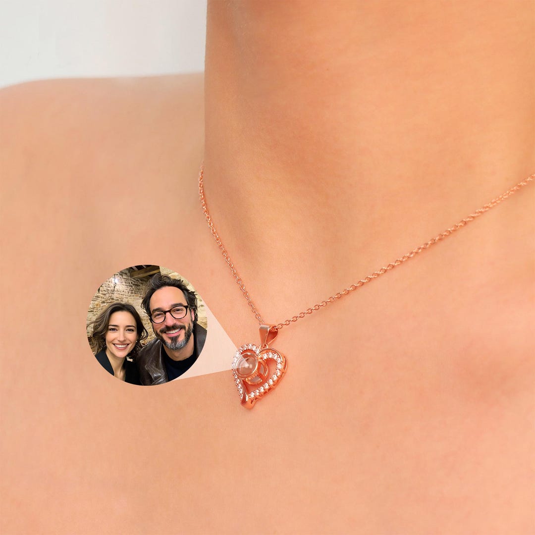Couple Photo Projection Necklace Heart-shaped Projection Necklace ...