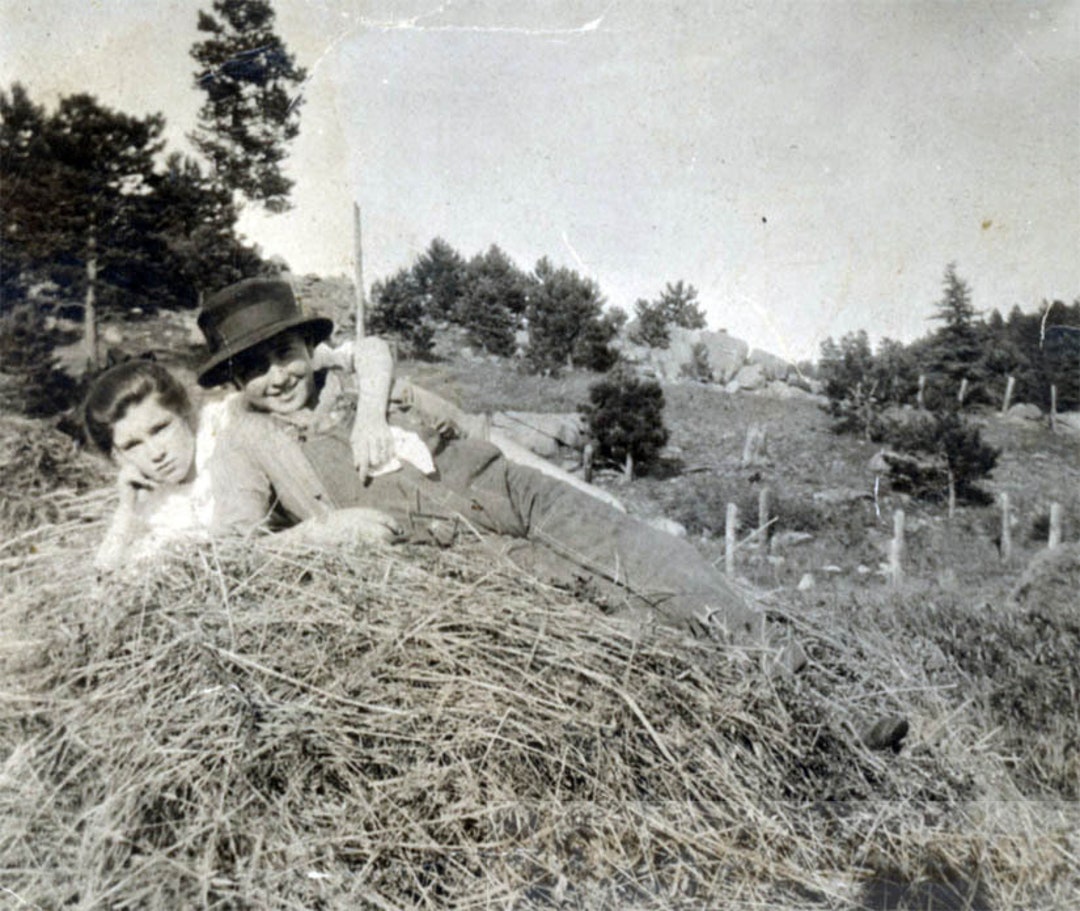 Vintage Snapshot 1912 Boy & Girl Farm Children Affectionate in Haystack ...