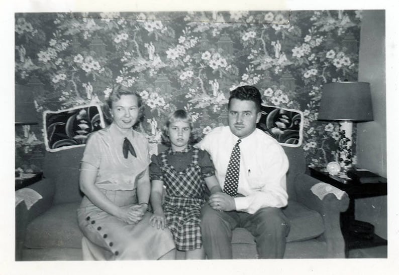 Vintage Photo 1961 Mid Century 60s Family Floral Wallpaper Mom - Etsy