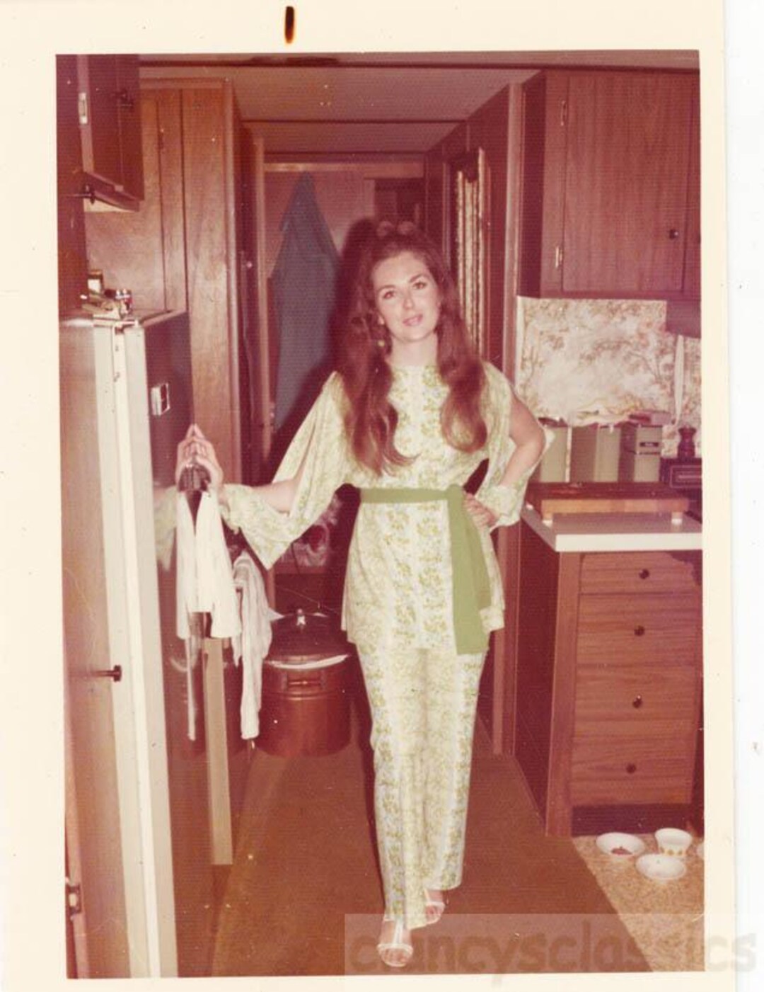 Vintage Photo 1966 Beautiful Red Head Woman Hollywood Style Cocktail ...