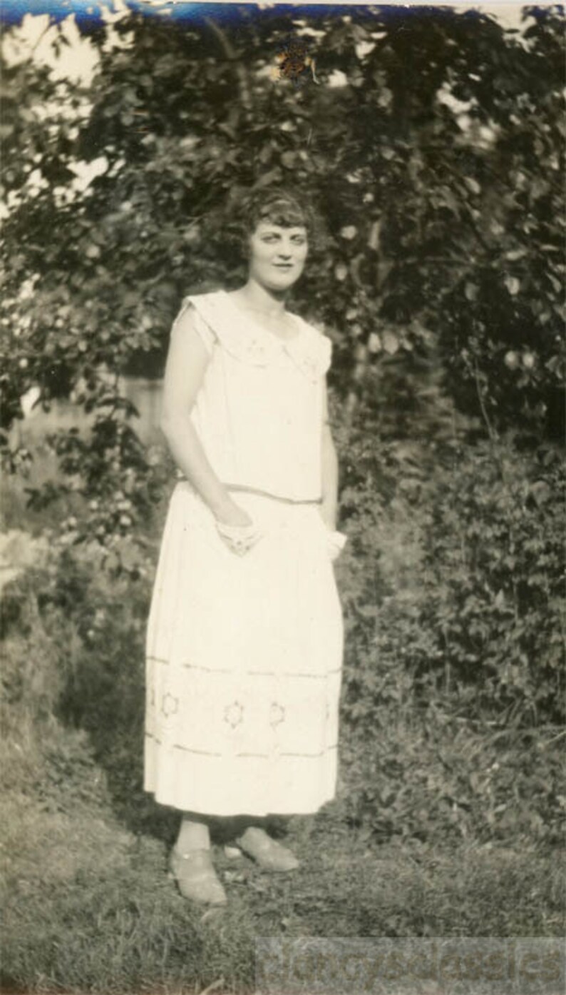 Vintage photo 1925 Young Lady WEars White Cotton Summer Dress | Etsy