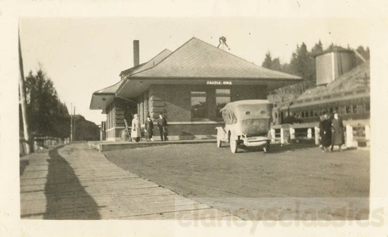 1925 Castle Rock Washington Railroad Train Station 21Q - Etsy