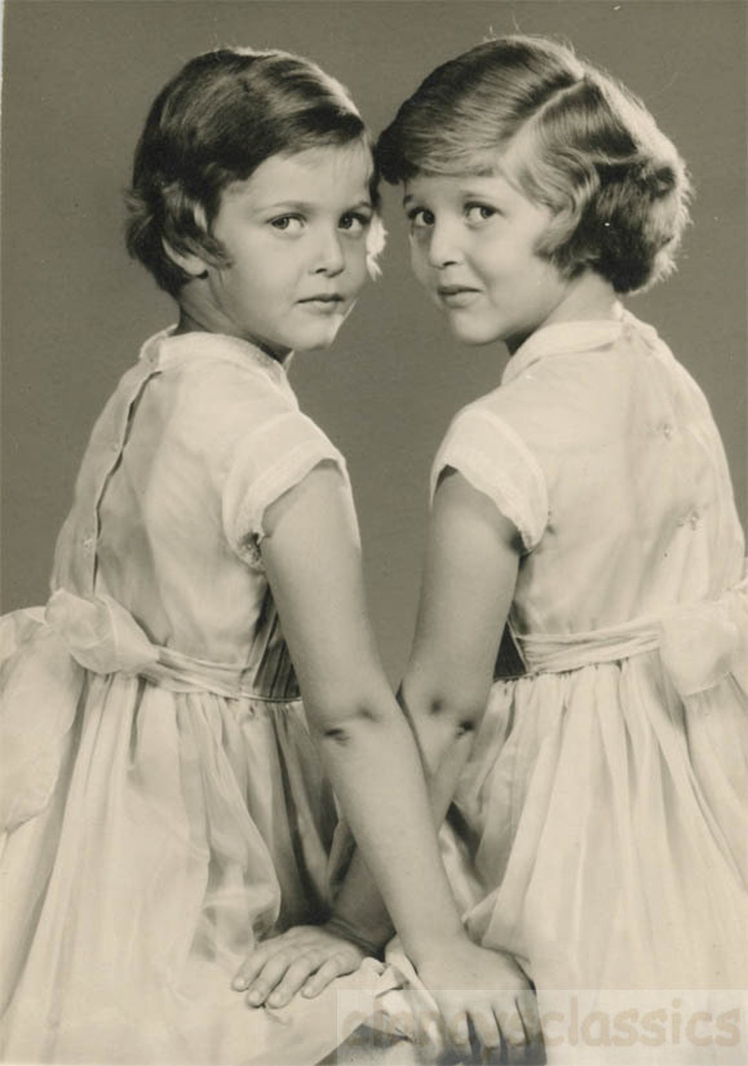 Vintage Photo 1960 Twin Girls Crossed Arms Turn to Camera Sisters 10 F ...