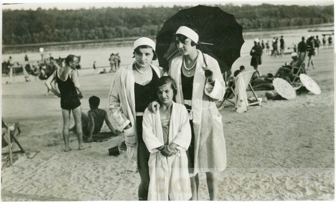 Vintage Photo 1920 Dr Adolf Hempt Three Daughters W Parasol at - Etsy