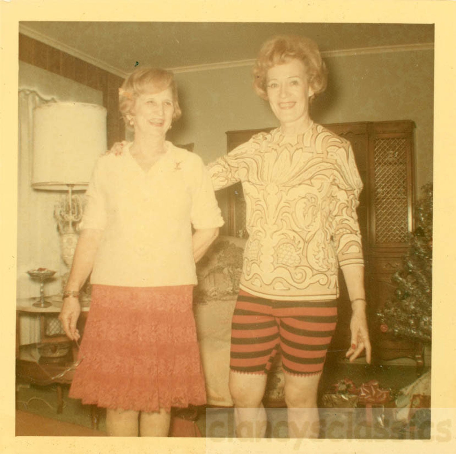 Vintage Photo 1965 Christmas Party Costume Fun Ladies Color Snapshot 30 ...