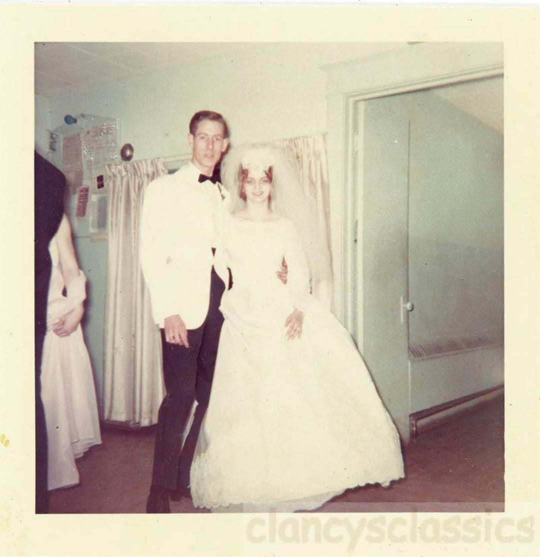 Vintage Photo 1969 Bride & Groom Before the Wedding Color Snapshot 64C ...
