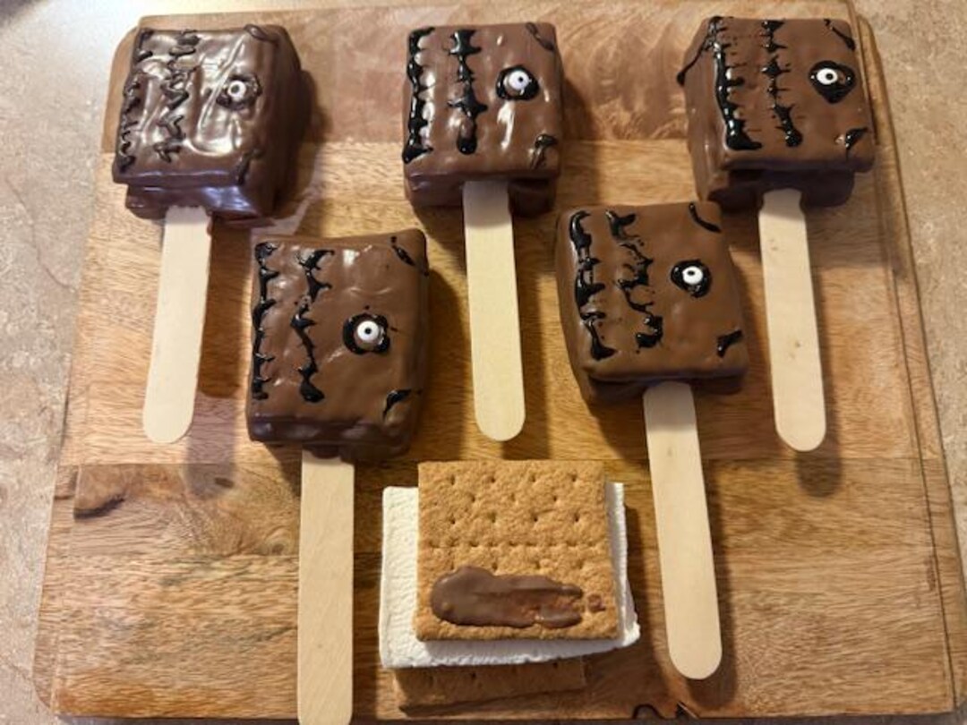 Book of Spells Hocus Pocus Smores Sandwich on Stick NO FIRE NEEDED ...