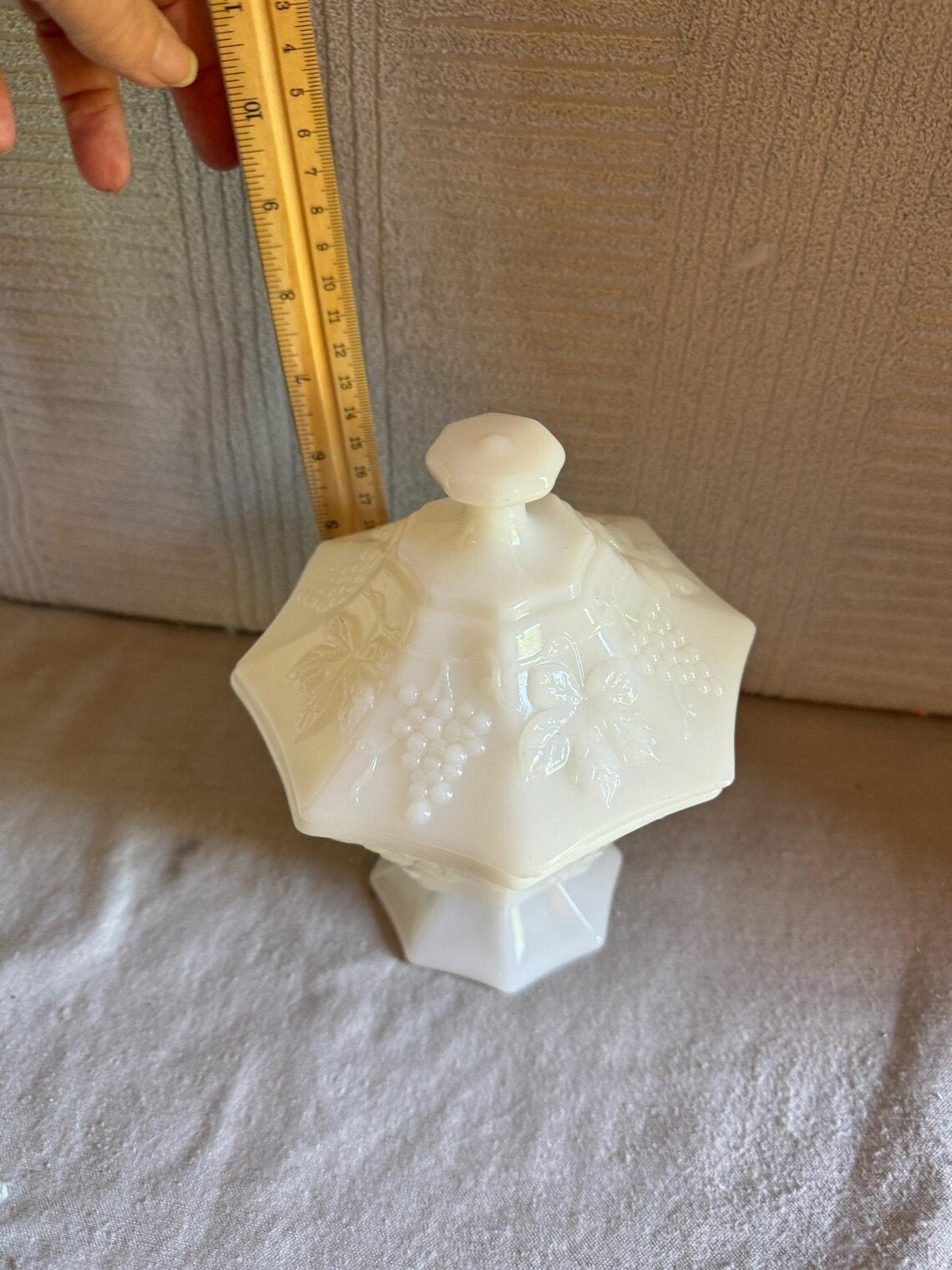 Anchor Hocking Vintage Milk Glass Candy Dish With Lid Grapes Stippled ...