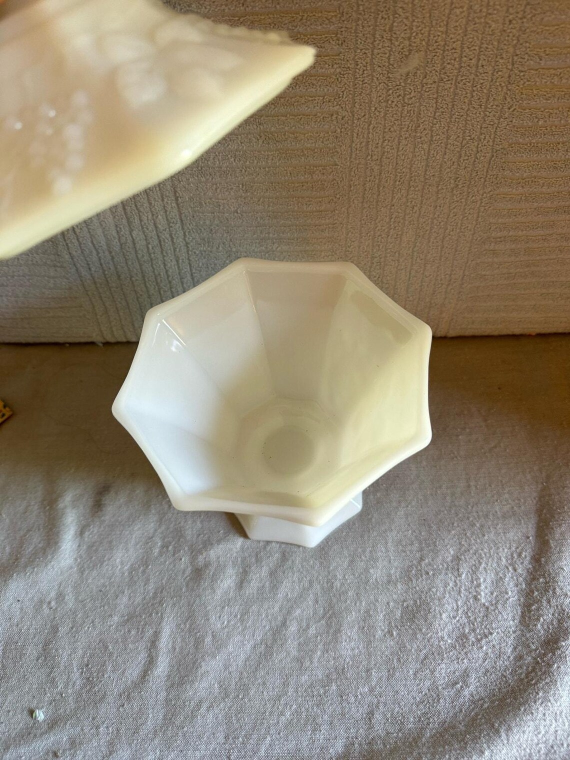 Anchor Hocking Vintage Milk Glass Candy Dish With Lid Grapes Stippled ...
