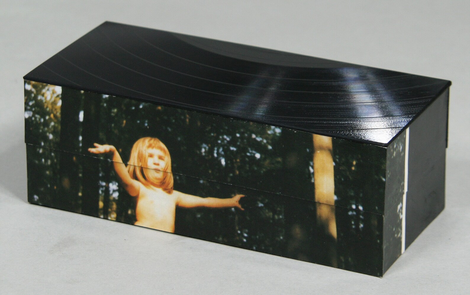 Mini Groove Box Handmade From Recycled Vinyl Record Tones on Tail Pop ...