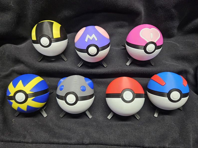 Poke Ball Opens and is Functional as a Container, Comes With Display ...