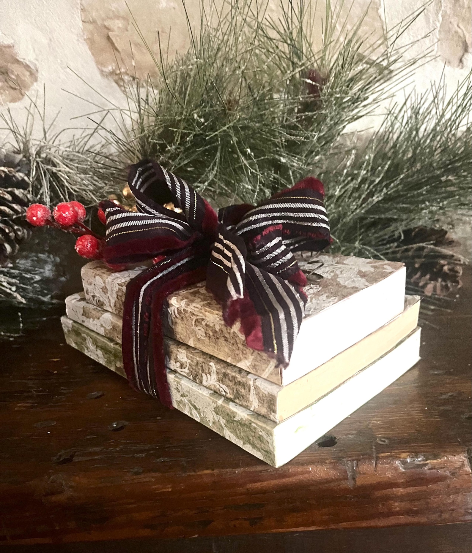 Christmas Book Bundle, Red Green White, Shabby Chic, Traditional Book ...