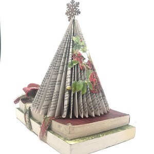 Folded Book Page Christmas Tree: Rustic Floral Centerpiece - Etsy