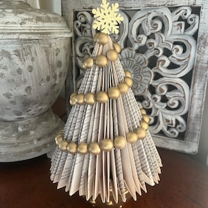 Folded Book Paper Christmas Tree, Gold Snowflake Topper, Vase Stand ...