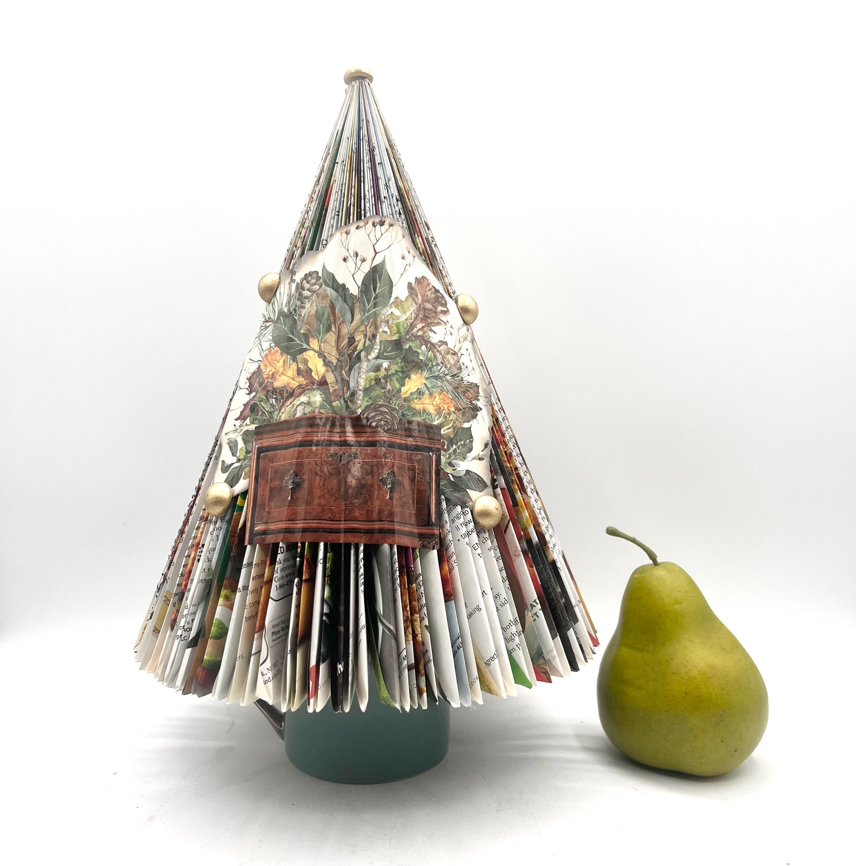 Folded Magazine Christmas Tree: Shabby Chic Tabletop Decor - Etsy