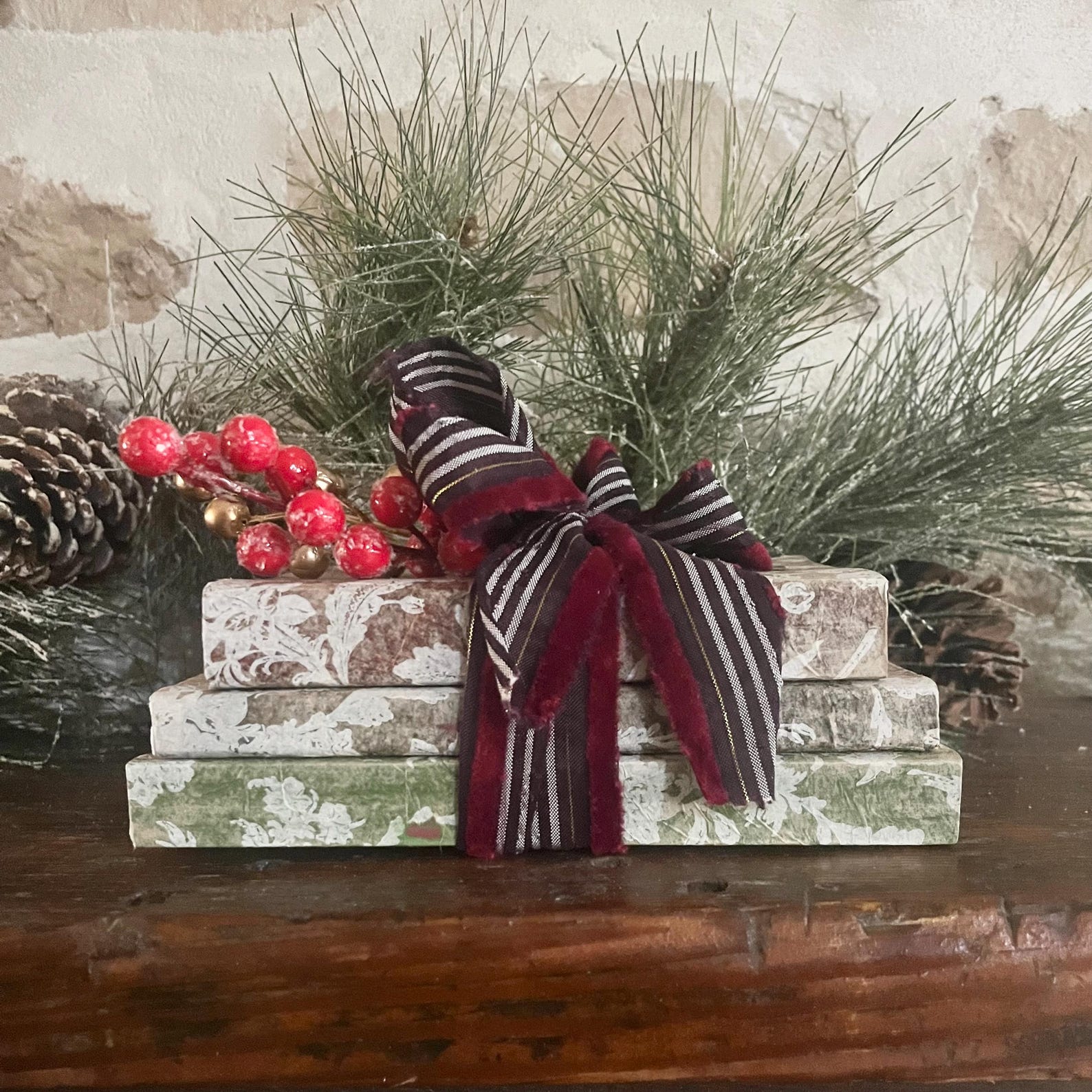 Christmas Book Bundle, Red Green White, Shabby Chic, Traditional Book ...